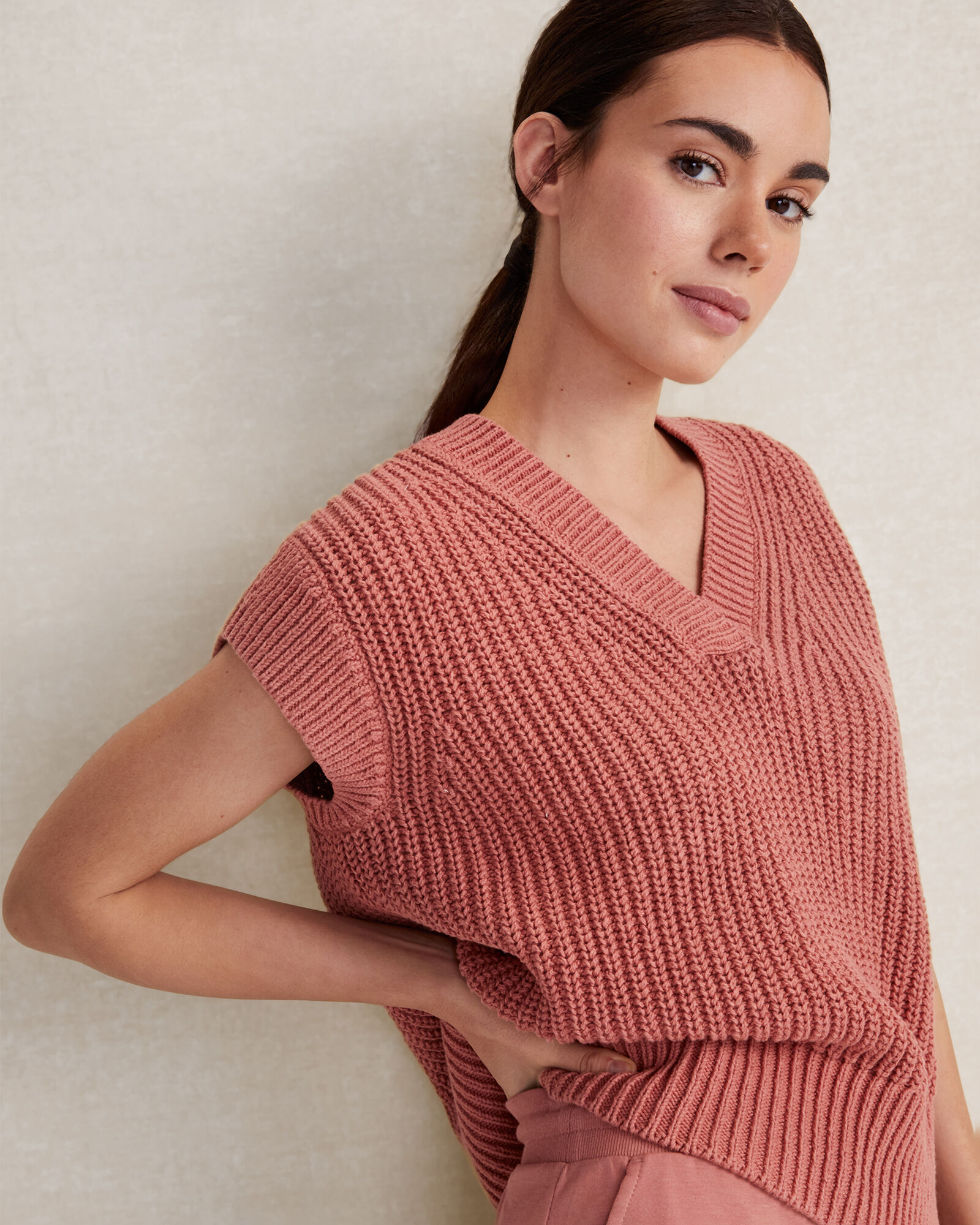 Organic Cotton Linen Shaker Stitch V-Neck Sweater | Haven Well Within